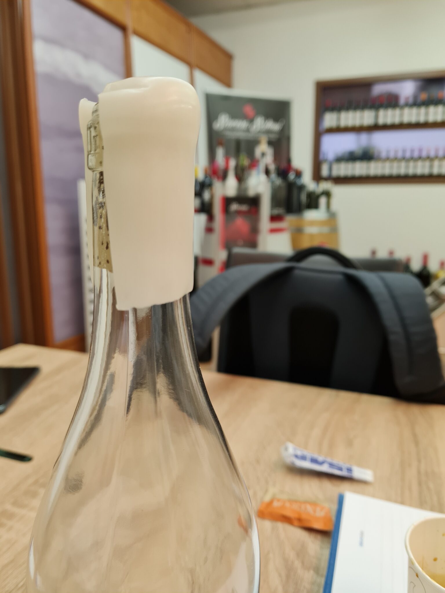 Personalizirajte vašo steklenico z visoko kakovostnimi voski Sincera ...